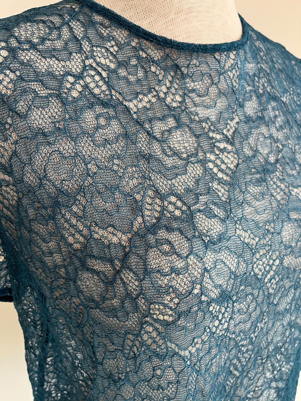 LA PERLA Spitzen-Shirt petrolblau, Grösse S-M - 159 Euro NEU (Neuf avec ...