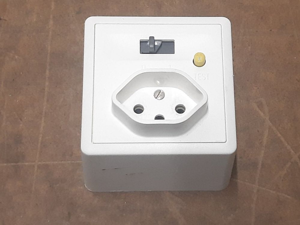 FI Steckdose T13 ABB Sidos ZFS133 10A AP Feller Ediziodue | Kaufen auf Ricardo