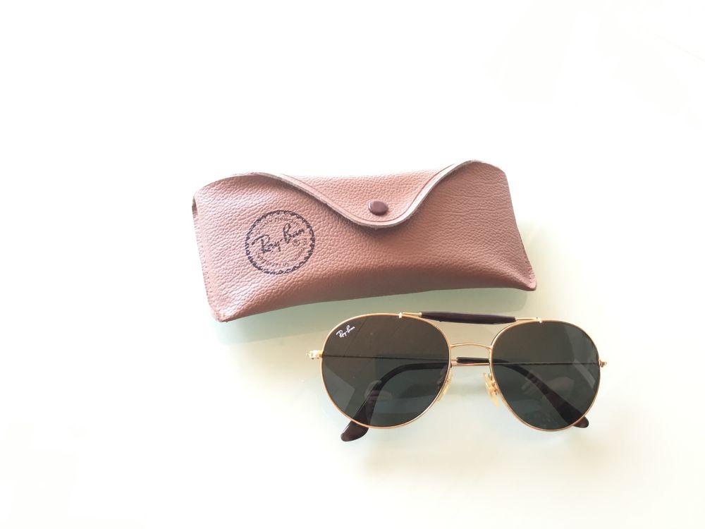 Jolie lunette de soleil Ray-Ban avec son étui | Kaufen auf Ricardo