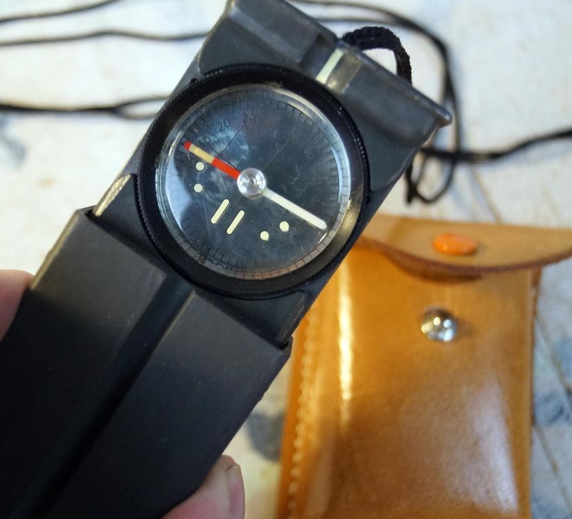 Original Recta Kompass mit Lederetui - Swiss Made! (Gebraucht) in ...