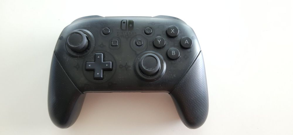 Original Nintendo Switch Pro Controller / Kontroller (Gebraucht) in ...