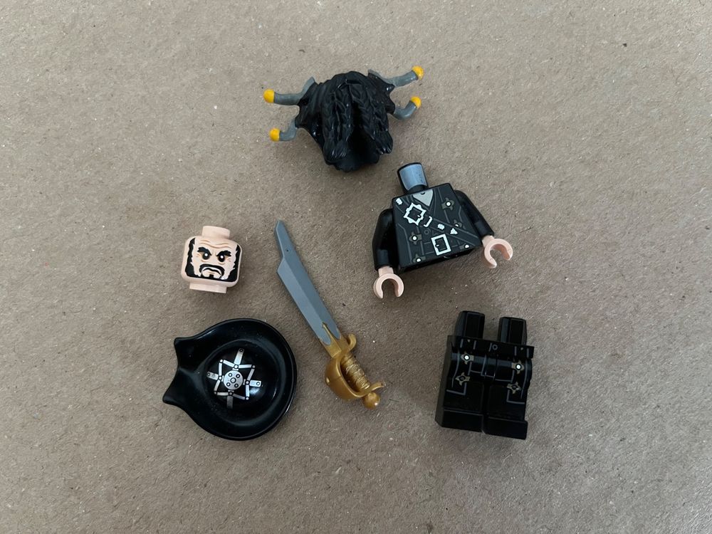 Lego Figur Captain Blackbeard aus 4195 Fluch der Karibik | Kaufen auf ...