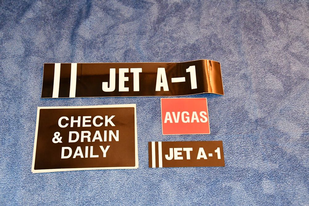 Stickers JET A1 / AVGAS - Aviation | Kaufen auf Ricardo
