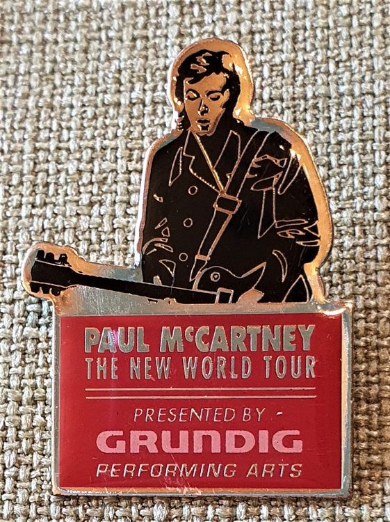 E066 - Paul McCartney The New World Tour (Gebraucht) in Reinach BL für CHF 2 – mit Lieferung auf ...