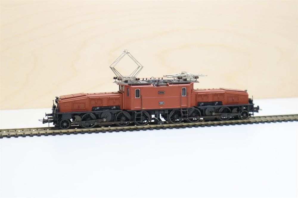 ROCO SBB Krokodil Ce 6/8 E-Lok - AC H0 - Schönes Modell (Gebraucht) in ...