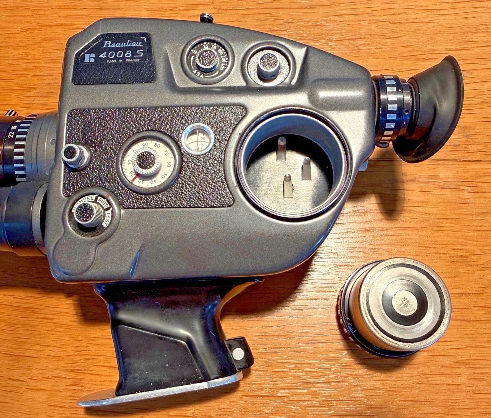 Konvolut 3 x Super-8 Kamera (Beaulieu) + Projektor + Zubehör (D ...