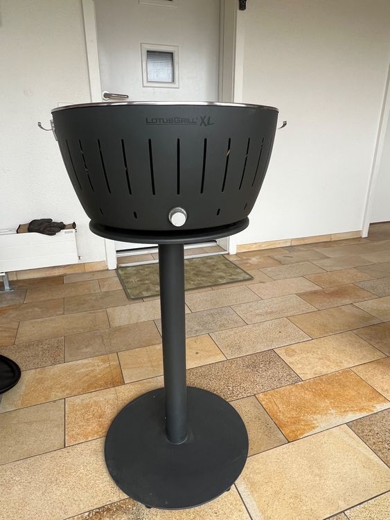 Lotus Grill XL mit Stand (Gebraucht) in Magden für CHF 150 – mit ...