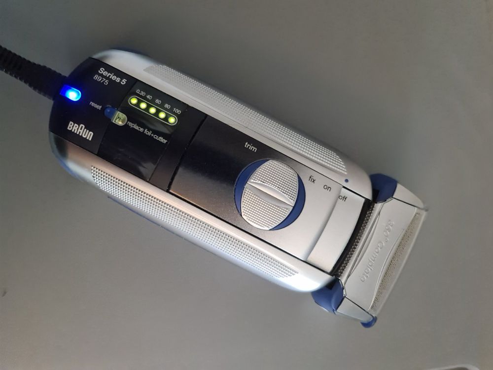 Braun Rasierer Series5 8975 (Gebraucht) in für CHF 22 – mit Lieferung ...