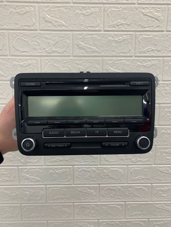 VW Golf 6 Original Radio (Gebraucht) in Safenwil für CHF 50 – nur ...