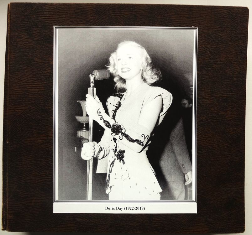 Doris Day, Album mit 12 Schellackplatten (Gebraucht) in Hemishofen für ...