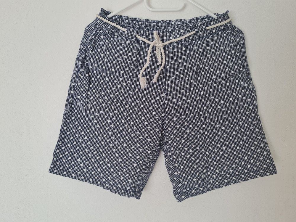 Bermuda Esprit Gr. 34 dunkelblau weiss (Gebraucht) in Ried-Brig für CHF ...