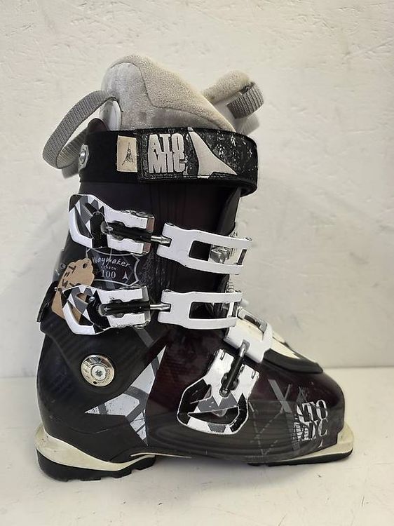 Chaussures de ski femne Atomic, 24 = 38 (D'occasion) à Sugiez pour CHF ...