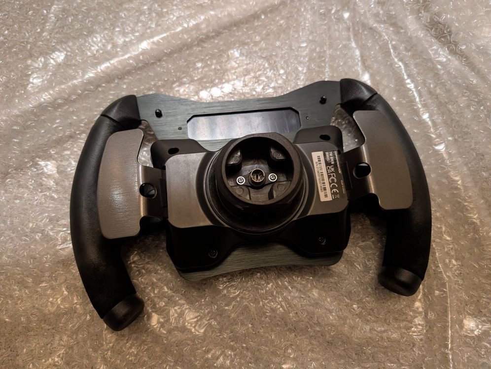 Thrustmaster steering wheel (Gebraucht) in Rüschlikon für CHF 59 – mit ...