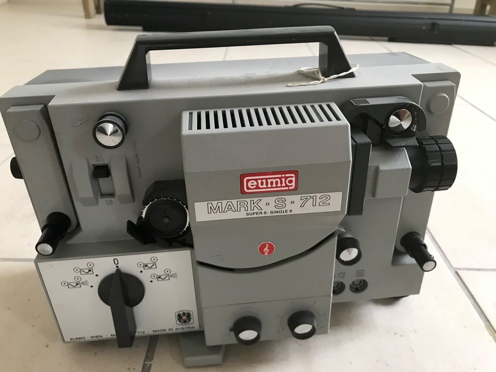 EUMIG Mark - S - 712 Super 8 Projektor - Defekt (Defekt) in Muttenz für CHF 5 – nur Abholung auf ...