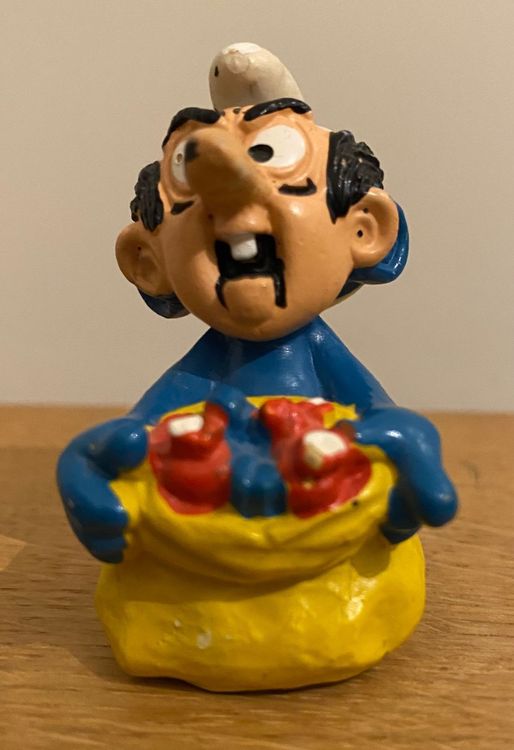 Schlumpf mit Gargamel-Maske 1984 (Gebraucht) in Cham für CHF 2 – mit ...