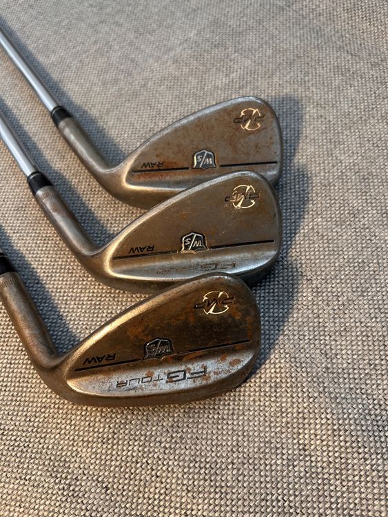 Wilson Staff FG Tour Wedges RAW (Gebraucht) in Rothenburg für CHF 100 ...