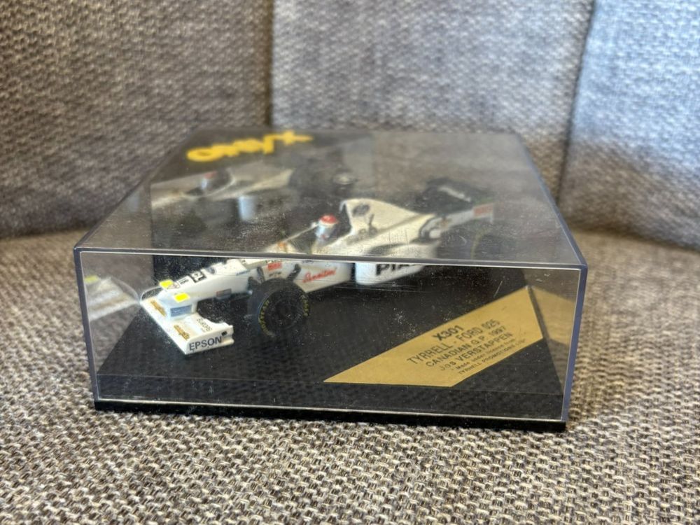 Tyrrell Ford 025 Jos Verstappen 1:43 neu mit Vitrine (Neu und ...