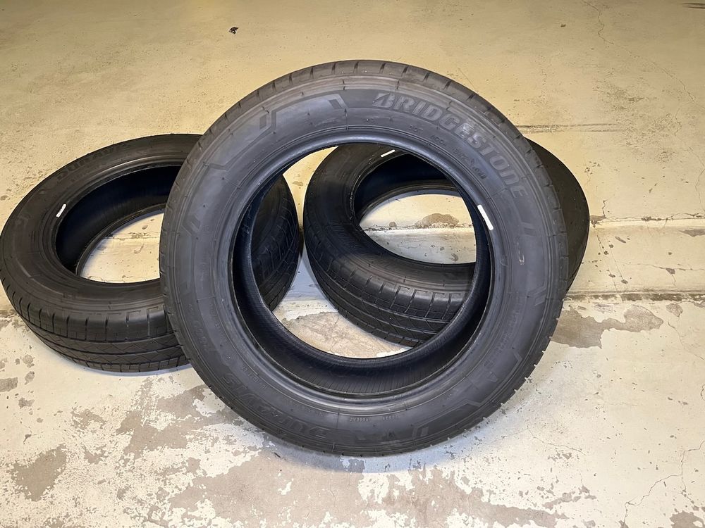 3 Pneus Bridgestone Duravis 215/60 R17 für VW T5, T6, T6.1 (Neu (gemäss Beschreibung)) in ...