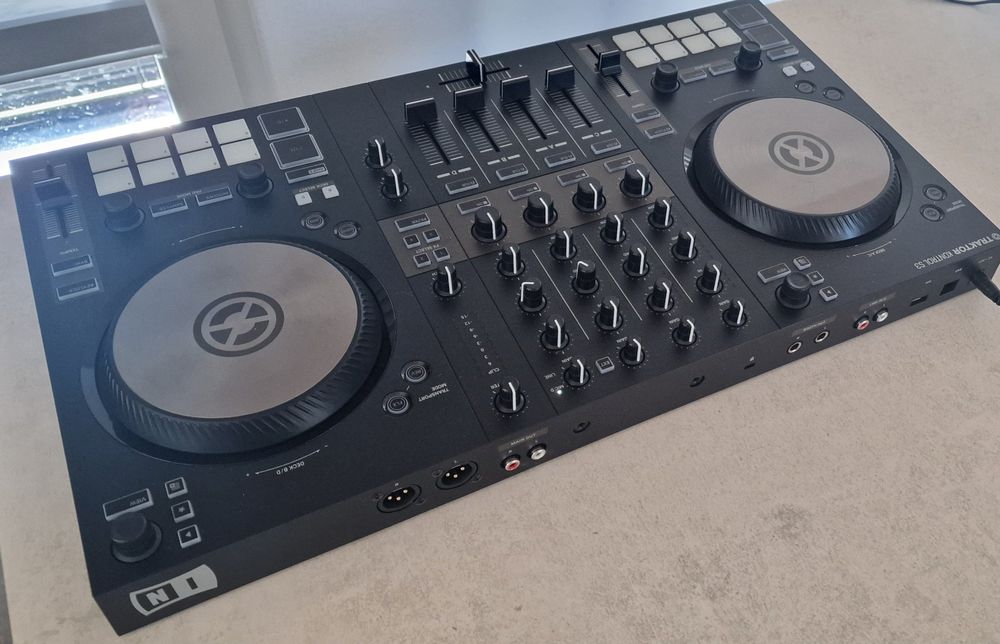 Native Instruments - DJ Traktor Kontrol S3 | Kaufen auf Ricardo