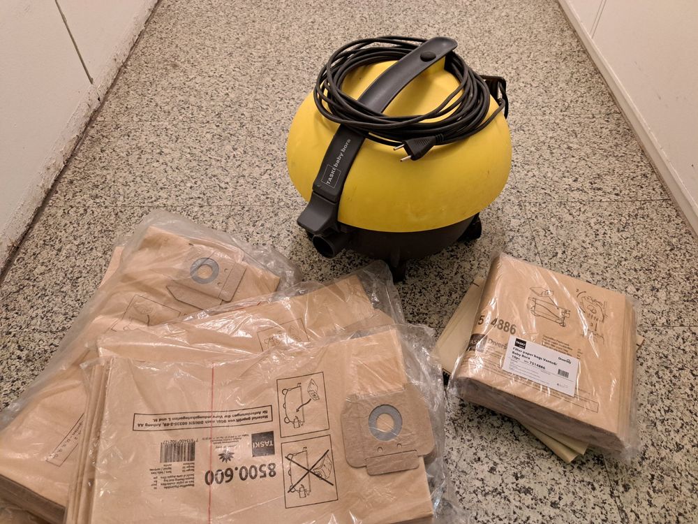 Taski Baby Bora Staubsauger mit Ersatzsäcken | Kaufen auf Ricardo
