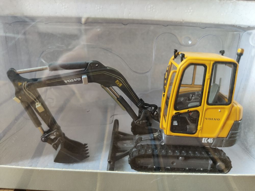Modell Volvo Bagger EC45 (Neu (gemäss Beschreibung)) in Ehrendingen für ...