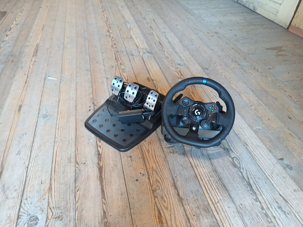 Logitech G923 2,3Nm TRUEFORCE Racing System PC/Xbox | Kaufen auf Ricardo