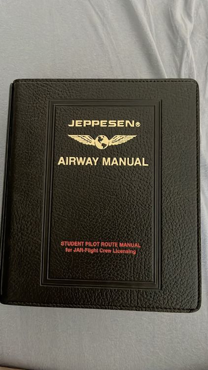 Jeppesen Airway Manual (Gebraucht) in Gretzenbach für CHF 55 – mit Lieferung auf Ricardo kaufen