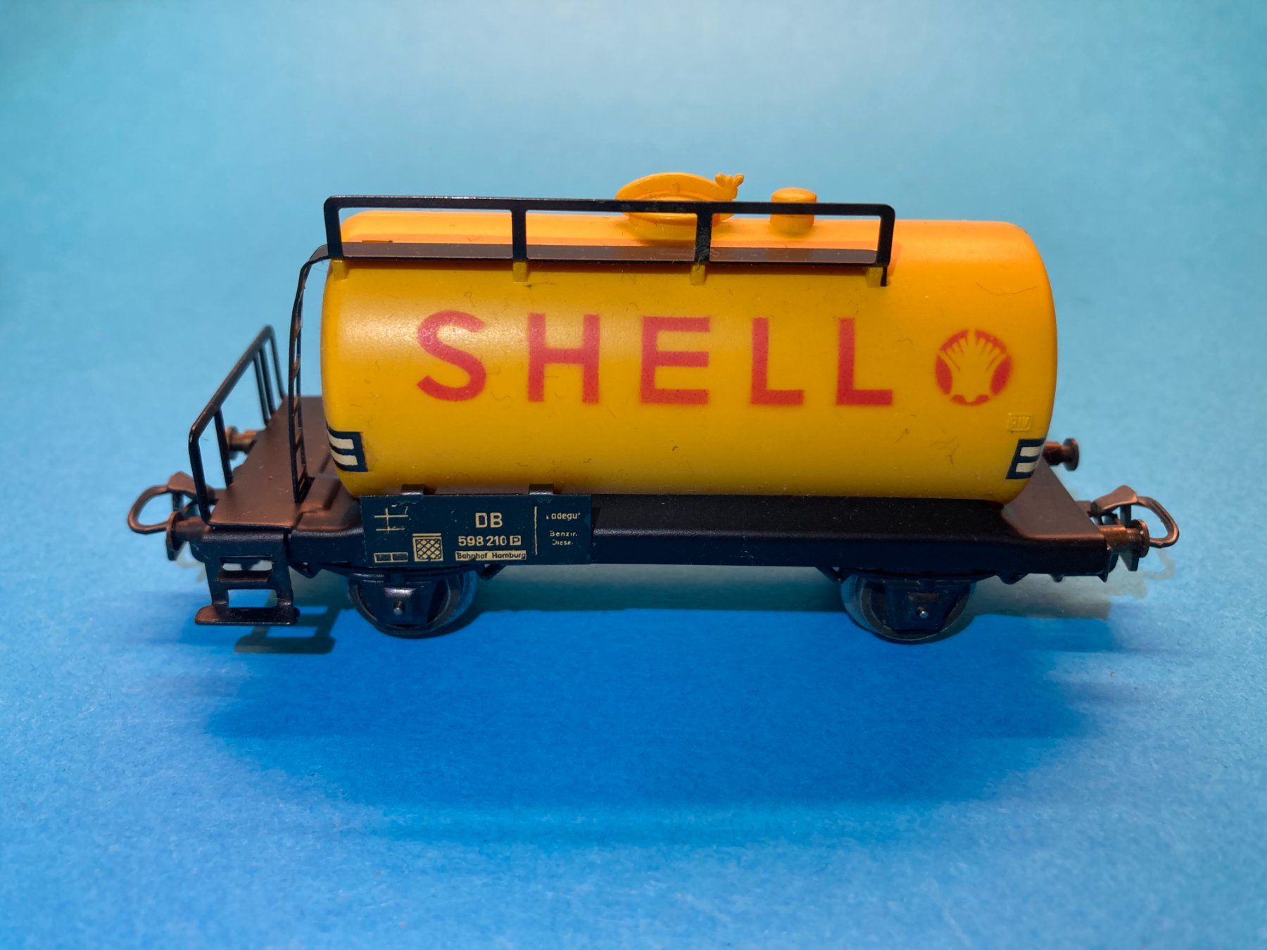 Märklin H0 Shell Kesselwagen DB 598 210 (Gebraucht) in Basel für CHF 13 ...