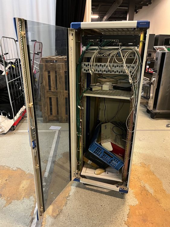 Serverrack rollbar H=164cm | Kaufen auf Ricardo