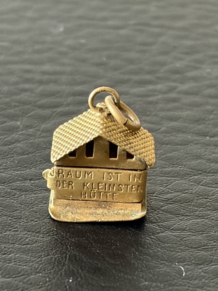 Vintage Schweizer Chalet-Anhänger Messing graviert Schiller (Gebraucht ...