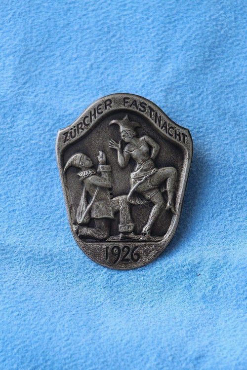 Zürcher Fasnacht - Abzeichen / Plakette 1926 (Gebraucht) in Zürich für CHF 12 – mit Lieferung ...