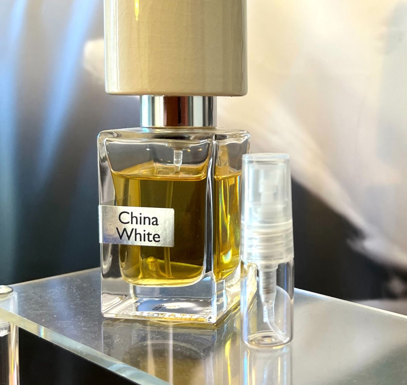 🕊️ 🪶 CHINA WHITE – NASOMATTO 🪶🕊️ (Gebraucht) in Sierre für CHF 14.9 ...