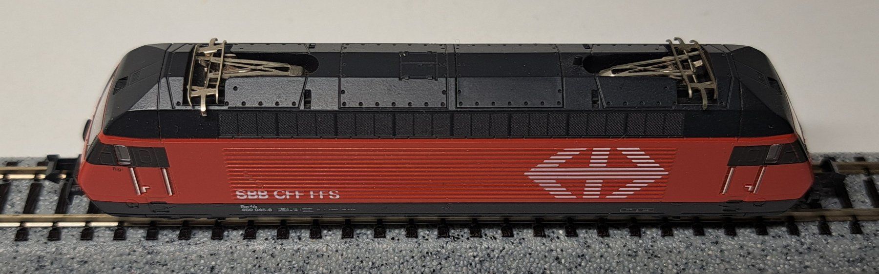 SBB Re 4/4 460045-8 Kato Spur N Analog in OVP (Gebraucht) in Salez für ...