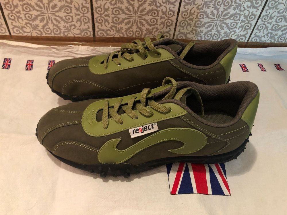 Reject sneakers gr 40 neu / Versand 7.- (Neu (gemäss Beschreibung)) in ...