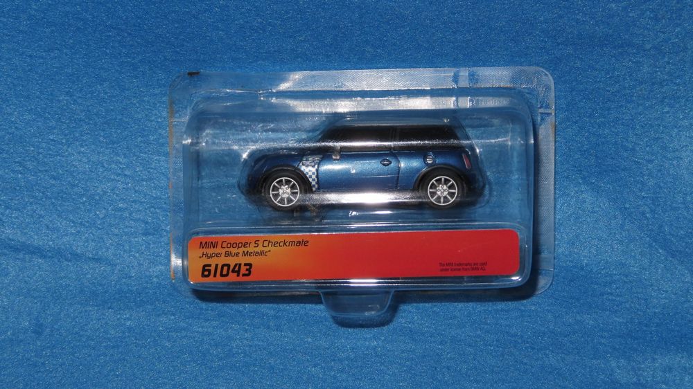 MINI Cooper S Checkmate “Hyper Blue Metallic” - Carrera GO!! | Kaufen ...