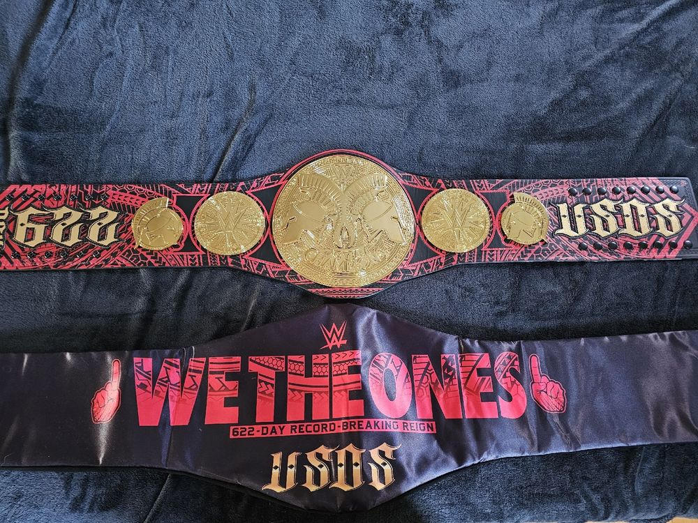 WWE The Usos Signature Series Replica Championship | Kaufen auf Ricardo