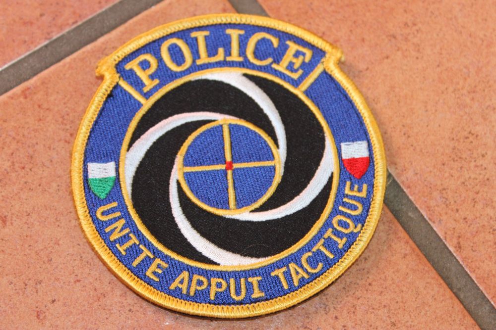 badge de la police cantonale vaudoise, brigade UAT (Neu (gemäss ...