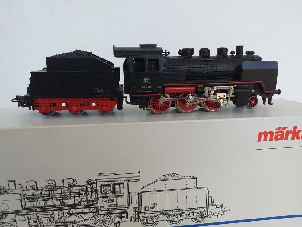 Märklin H0 3003 Dampflok der DB mit Schlepptender (Gebraucht) in Bern für CHF 35 – mit Lieferung ...