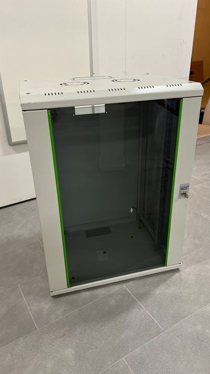 Server Rack 19-Zoll-Schrank, 16U, Stahlbech, Grau, Digitus (Gebraucht ...