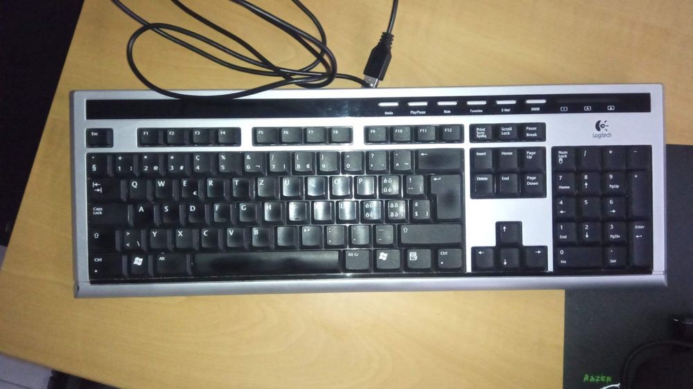 Logitech Ultra X Media Keyboard | Kaufen auf Ricardo