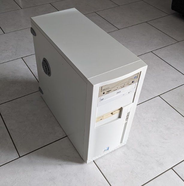 Retro Computer Windows 98 / Windows XP / Geforce FX 5600XT | Kaufen auf ...