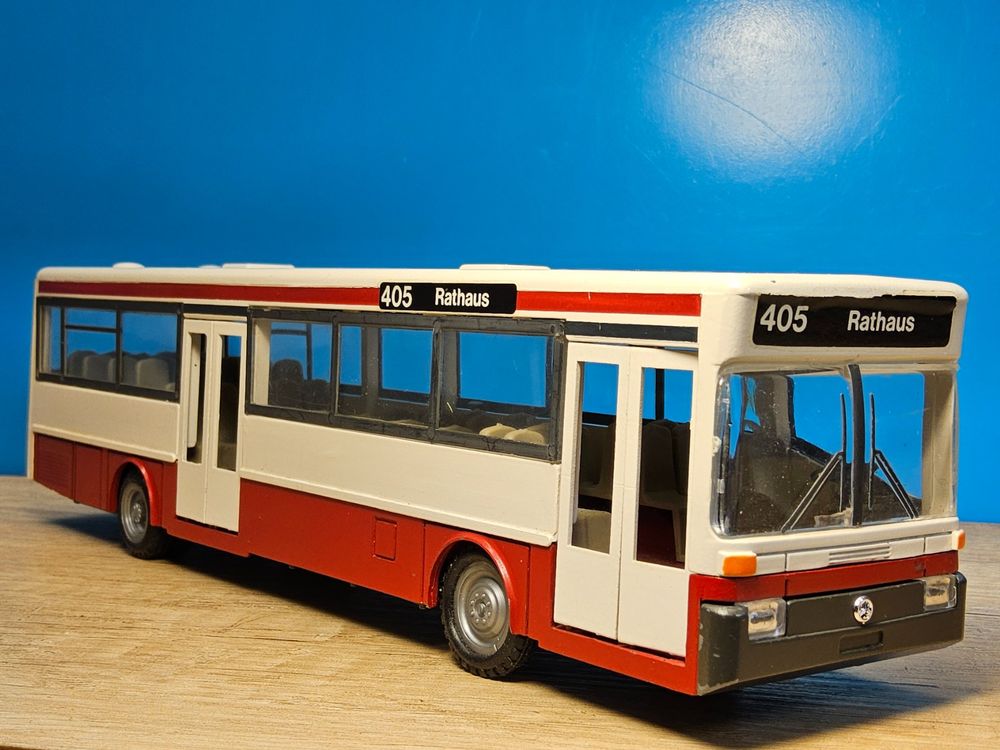 Mercedes Benz 0 405 _ Standart Linienbus _ NZG 255 _ 1:50 (Gebraucht ...
