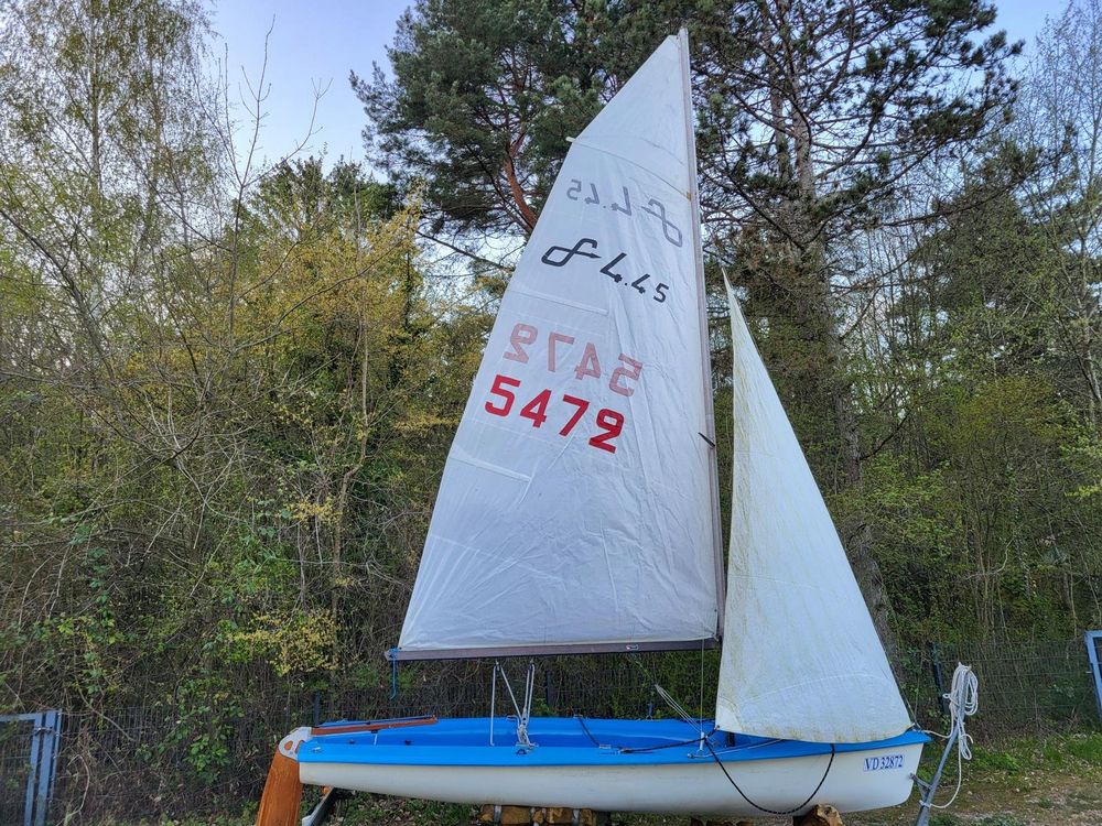 segelbereite Jolle / Segelboot / Simoun 445 inkl. Slipwagen (Gebraucht ...