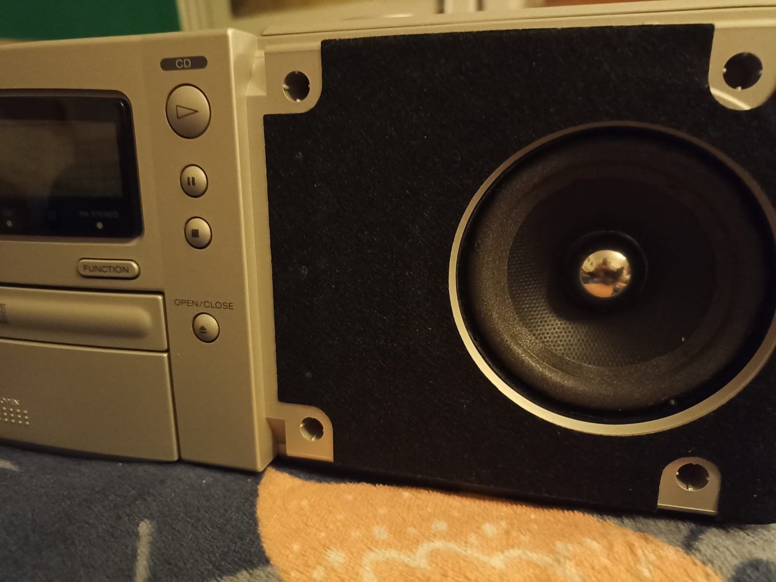 SONY ZS-F1 -Sony Boombox - 90-ies Vintage/Rarität! (Gebraucht) in ...