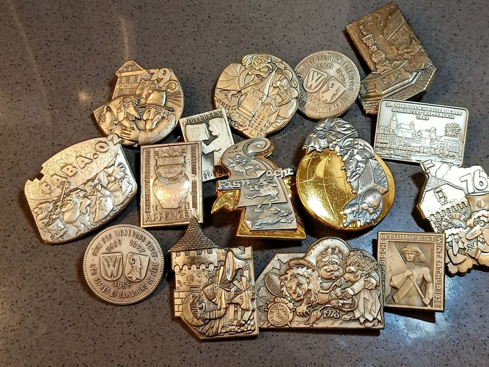Ab 1 Fr Pins Set Lot Sammlung vintage sehr schöne | Kaufen auf Ricardo