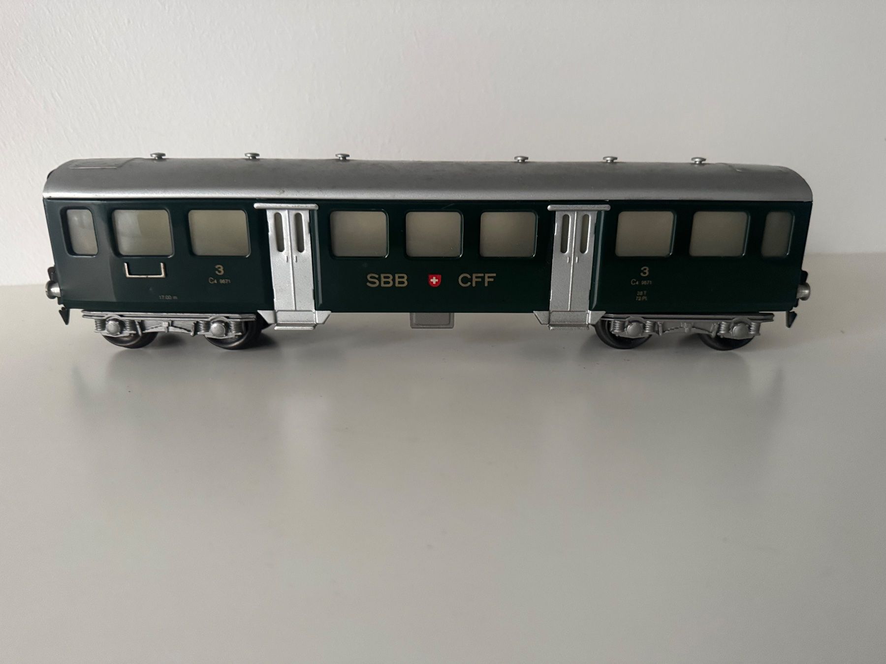 HAG - 4achsiger Personenwagen, SBB-CFF, grün, der Spur 0 (Gebraucht) in ...