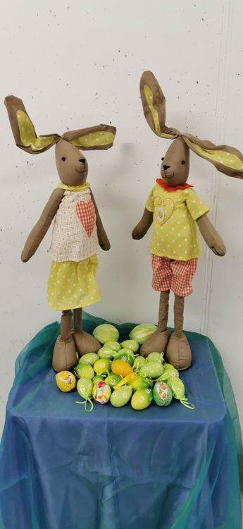 2 TELESKOP-DEKORHASEN UND 30 DEKOREIER (Gebraucht) in Aadorf für CHF 25 ...