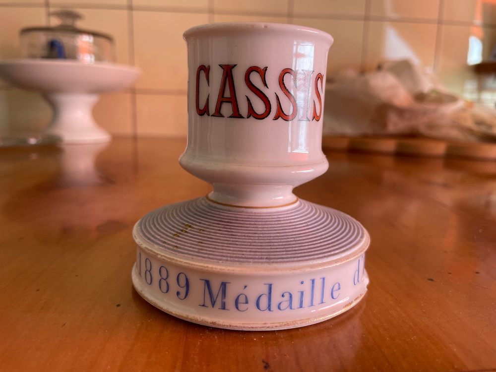 Ancien pyrogène publicitaire, 1889 Cassis Quenot Dijon (Gebraucht) in ...
