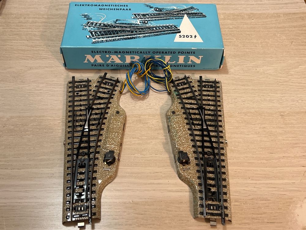 Märklin 5202 Weichenpaar M H0 (2) (Gebraucht) in St-Aubin-Sauges für CHF 14 – mit Lieferung auf ...