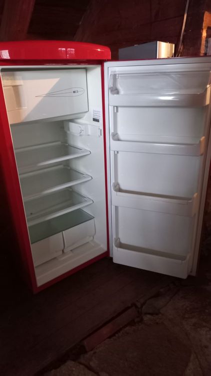 Novomatic Retro Kühlschrank rot (funktioniert) (Gebraucht) in Maseltrangen für CHF 154 – nur ...